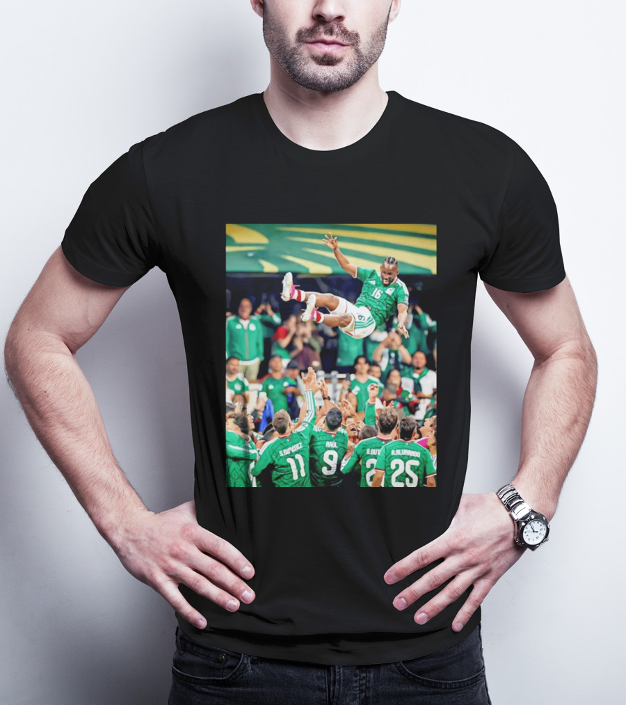 Mexican Football Celebration Julián Quiñones S. Giménez Raúl A. Alvarado Team Spirit T-Shirt