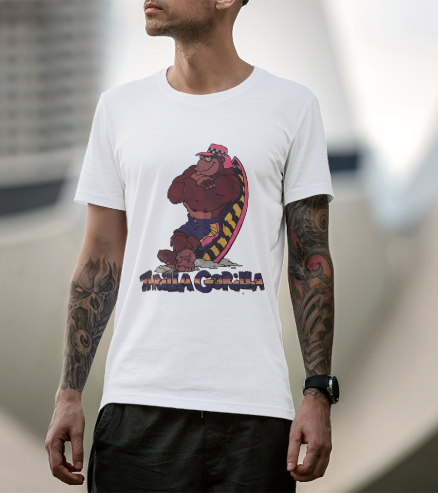 Thrilla Gorilla Town And Country Surf Checkered Hat Surfboard T-Shirt