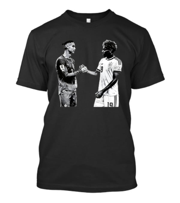 Cristiano Ronaldo Lamine Yamal Final Matchup Moment T-Shirt