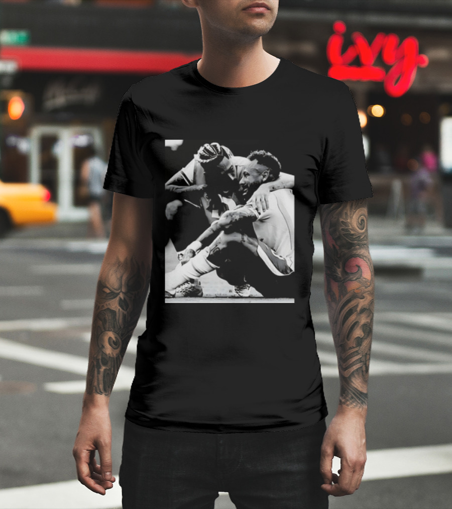 Neymar Jr And Raphinha Emotional Moment Brazil National Football Team T-Shirt