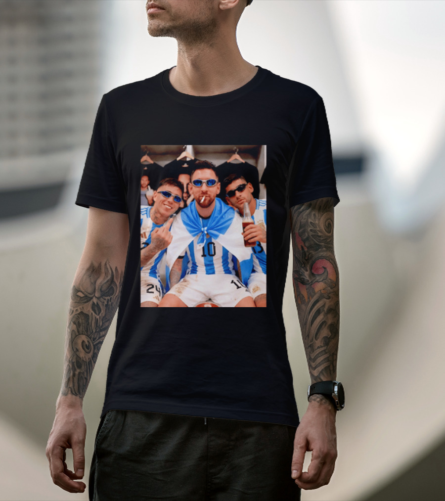 Argentina National Team Lionel Messi Enzo Fernandez Cristian Romero Celebration T-Shirt