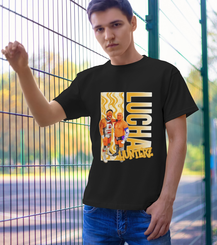 Lucha Hunterz Wrestlers Duo With Llamas And Gold Accents T-Shirt