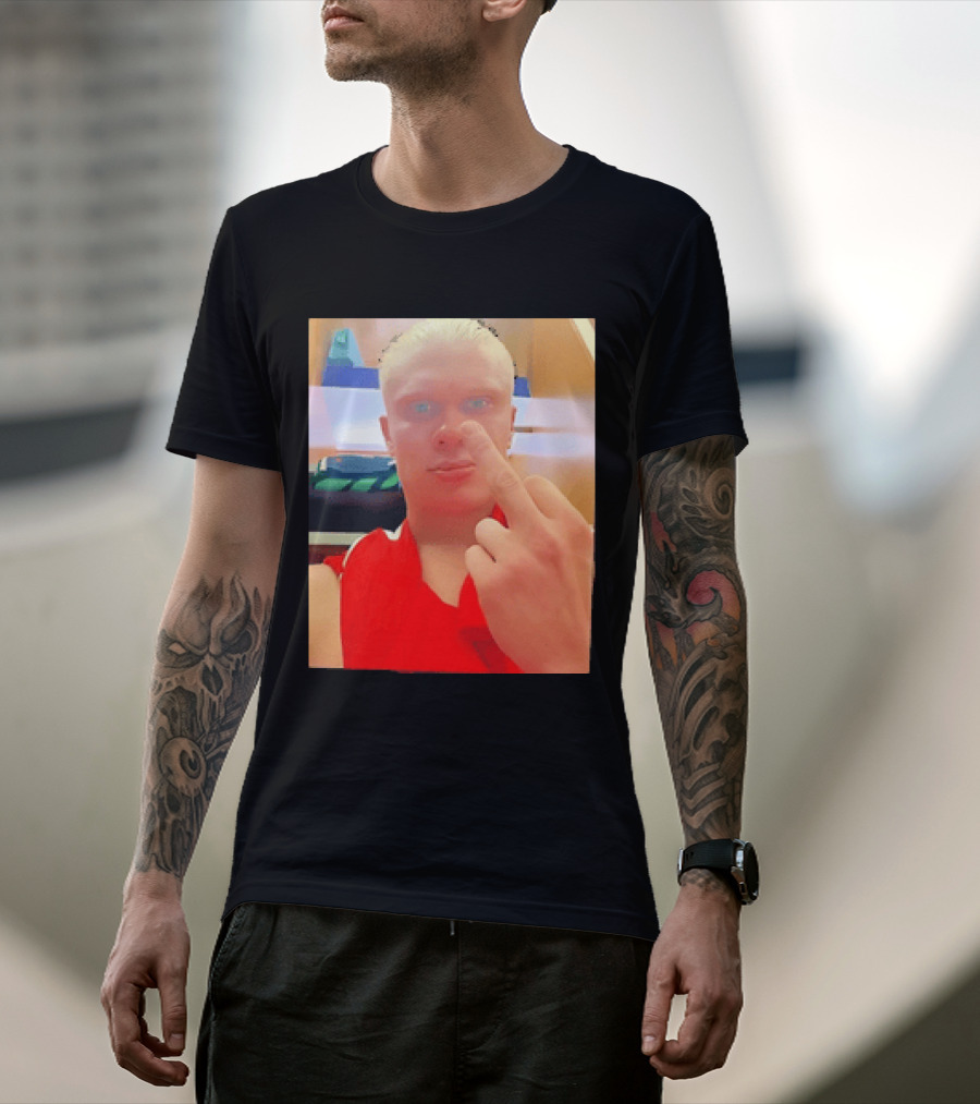 Norway Erling Haaland Middle Finger Selfie T-Shirt