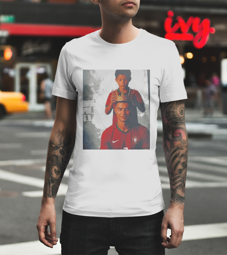 Cristiano Ronaldo Portugal Obrigado Por Tudo GOAT Crowned King Soccer Legend T-Shirt