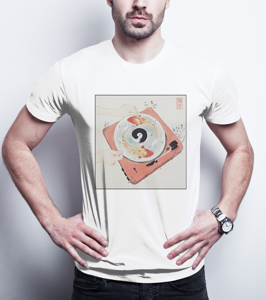 Koi Fish Yin Yang Vinyl Record Turntable Hai Yang T-Shirt