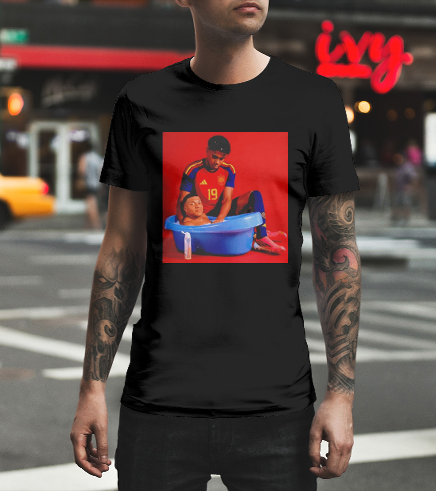 Kylian Mbappe Lamine Yamal Spain Soccer Bath Comedy Scene T-Shirt
