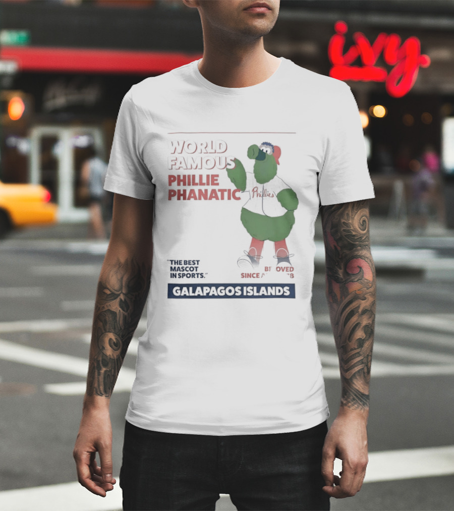 World Famous Phillie Phanatic Galapagos Islands April 1978 Phillies T-Shirt