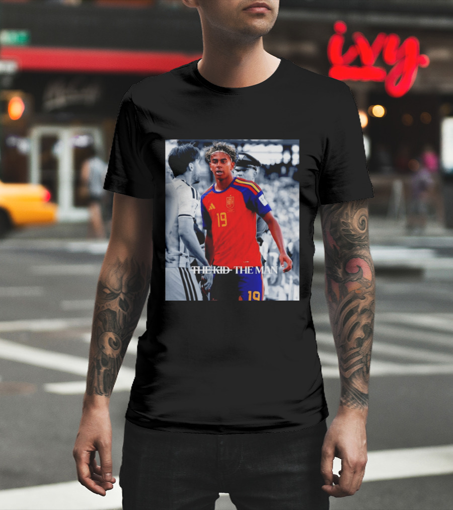Spain 19 Lamine Yamal The Kid The Man T-Shirt