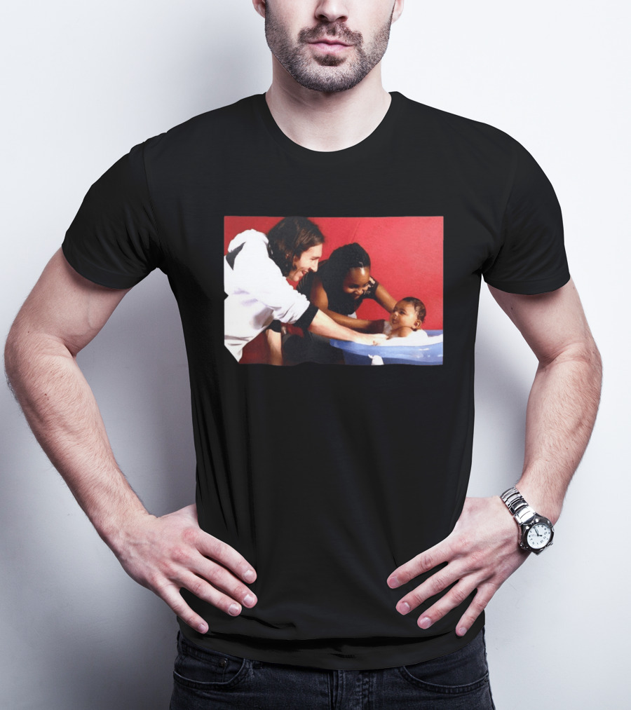Lionel Messi Bathes Baby Lamine Yamal Legendary Blessing Football Moment T-Shirt