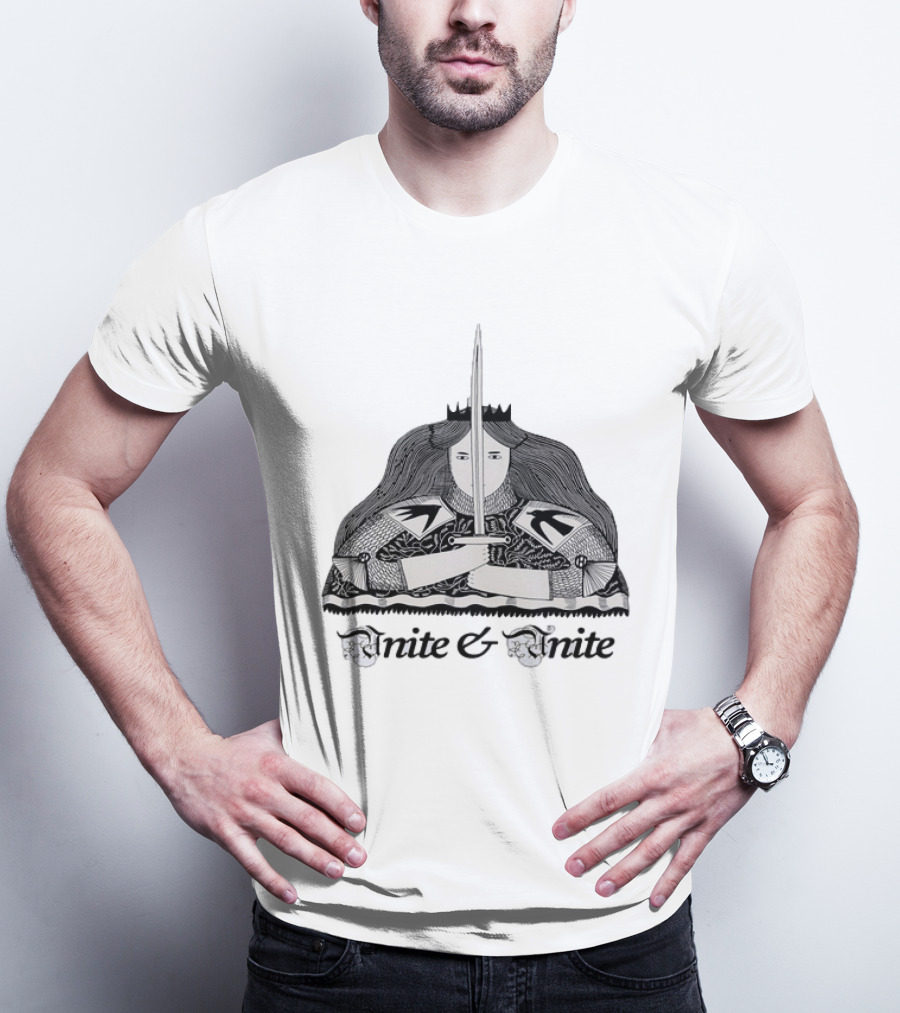 Unite And Unite Queen With Sword Medieval Armor Holding Blade T-Shirt