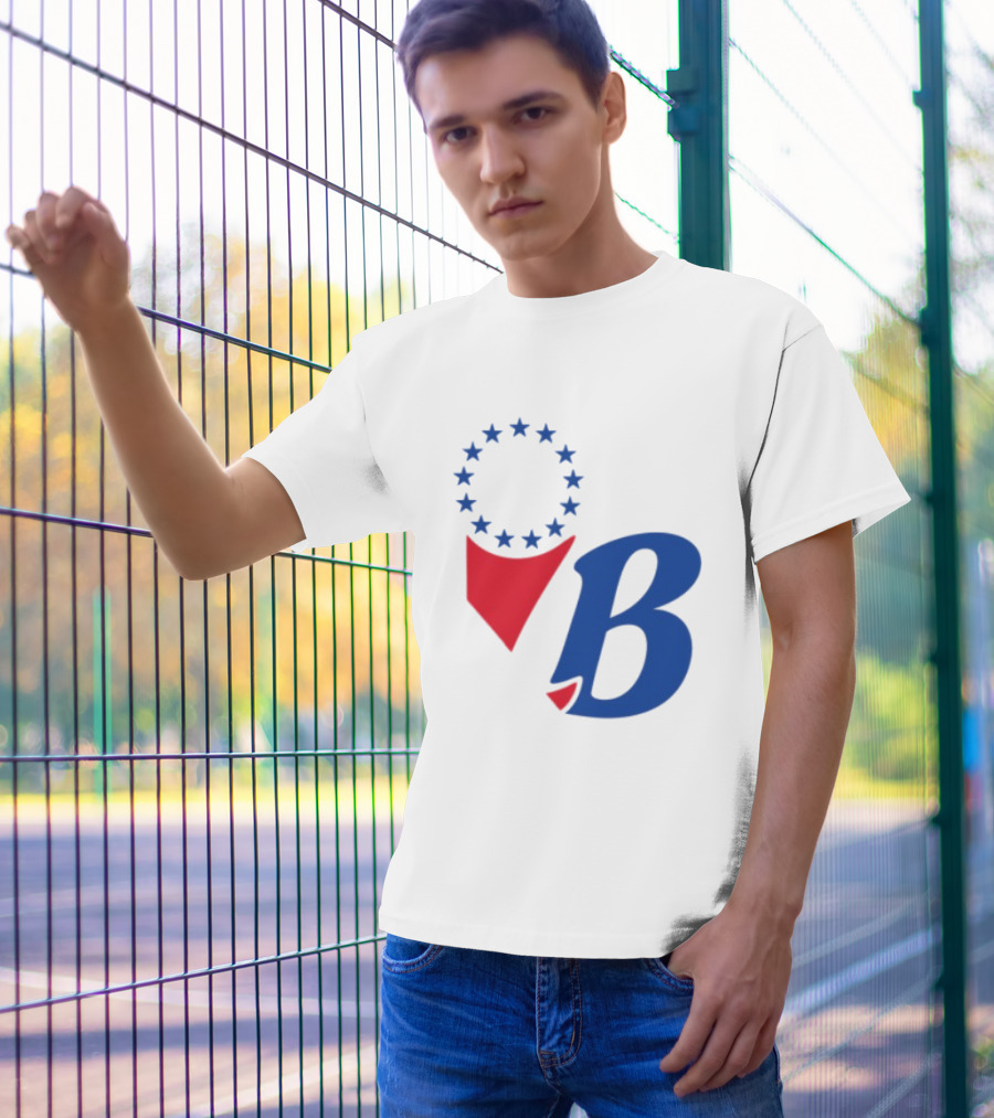 Chinatown Market Store Let Brotherly Love Philadelphia B Icon Circle Stars T-Shirt