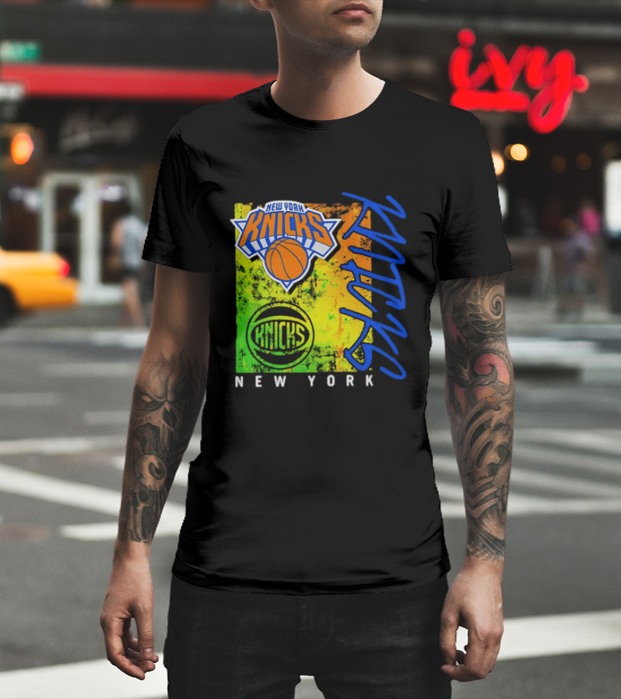 New York Knicks Distressed Basketball Retro Style NBA Fan Favorite T-Shirt