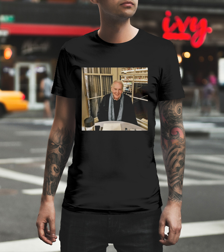 I Don't Know Who This Is. T-Shirt