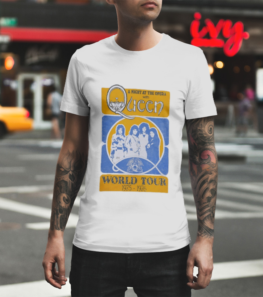 Queen A Night At The Opera World Tour 1975 1976 Vintage Band Photo T-Shirt