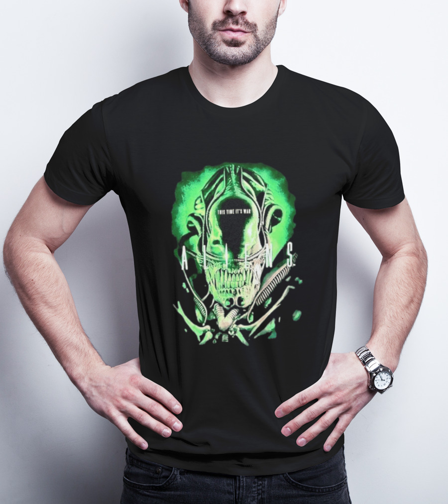 Xenomorph Aliens This Time It's War Alien Franchise Movie T-Shirt