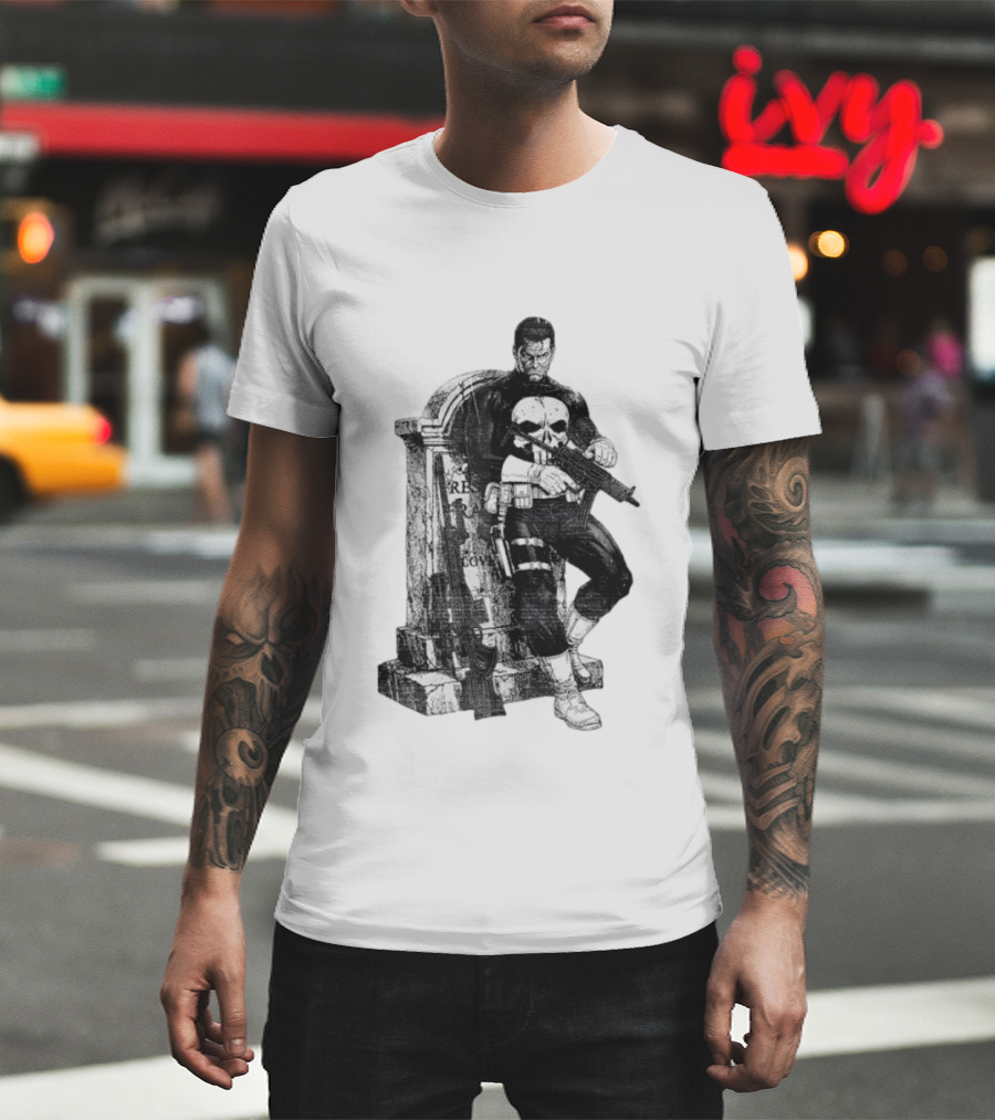 Frank Castle Gravestone Rest Of Loved Ones Marvel Comics The Punisher T-Shirt