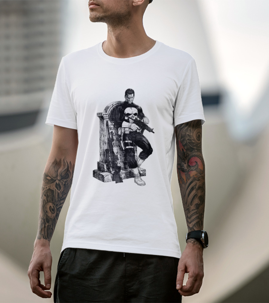 Frank Castle Gravestone Rest Of Loved Ones Marvel Comics The Punisher T-Shirt