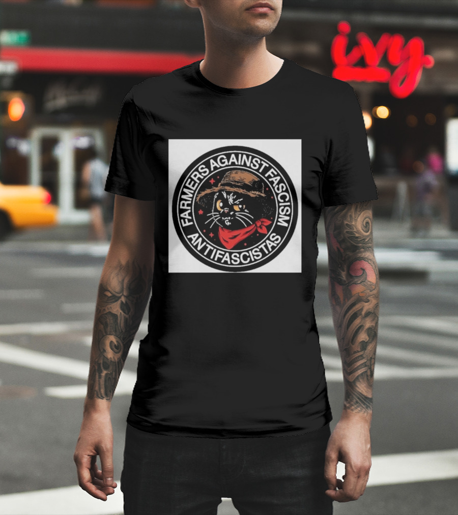 Farmers Against Fascism Antifascistas Cat Straw Hat Red Bandana T-Shirt