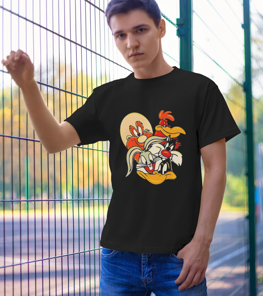 Looney Tunes Smiling Faces Bugs Bunny Sylvester Foghorn Leghorn Taz T-Shirt