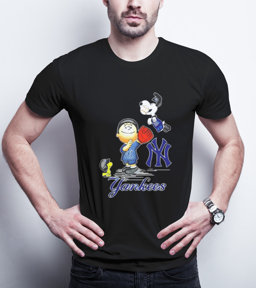 Snoopy Woodstock New York Yankees Peanuts Characters Baseball Fan T-Shirt