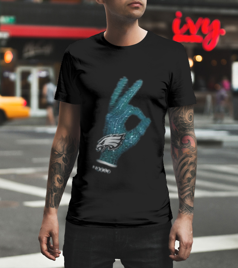 Philadelphia Eagles Glitter Glove OK T-Shirt
