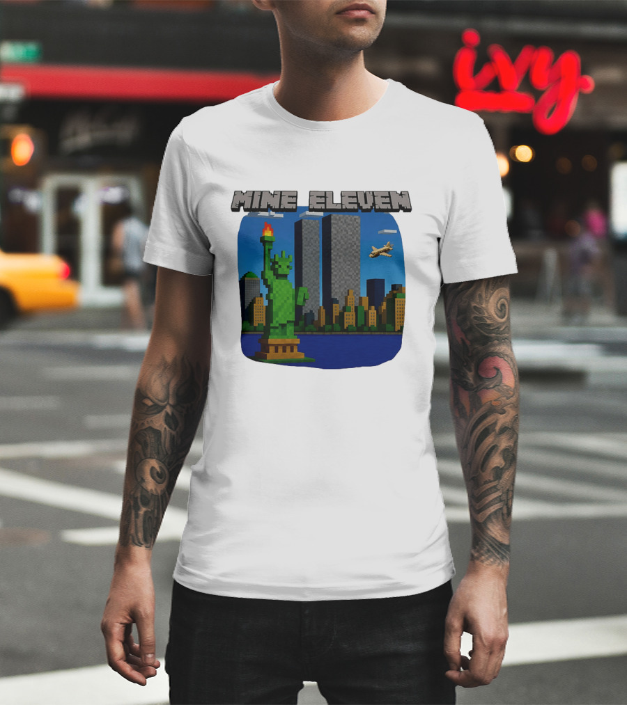 Mine Eleven Pixel City Statue Vector World Twin Towers Scene T-Shirt