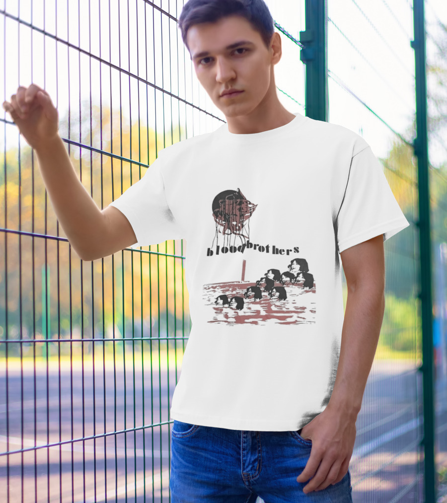 Blood Brothers Musical West End Willy Russell Dripping Red Moon T-Shirt