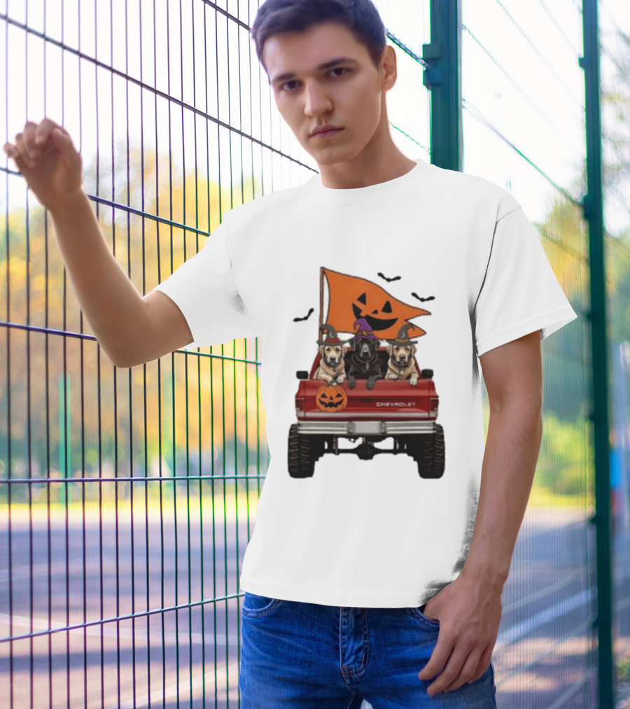 Chevrolet Halloween Dogs In Truck With Pumpkin And Bats T-Shirt