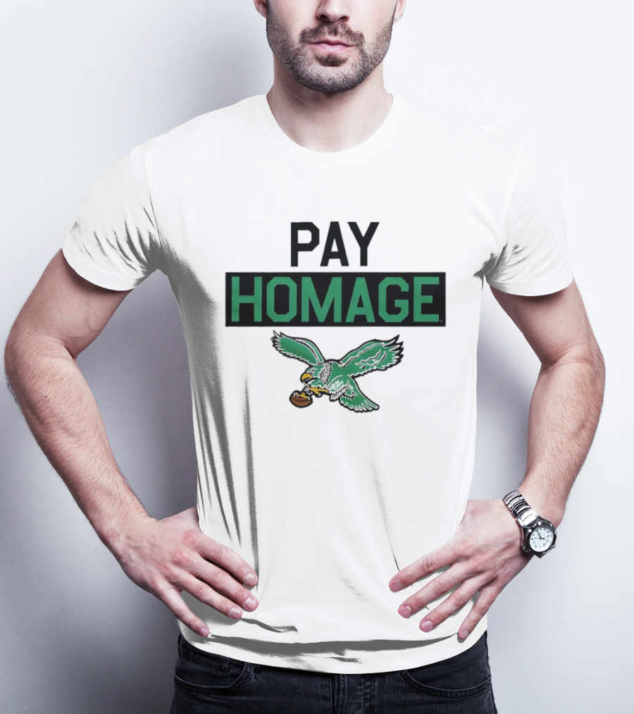Pay Homage Philadelphia Eagles Football Vintage Eagle Carrying Football T-Shirt