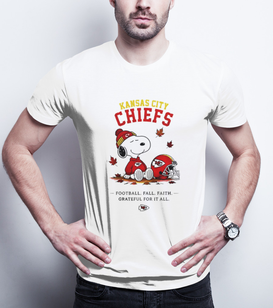 Kansas City Chiefs Snoopy Football Fall Faith Grateful For It All T-Shirt