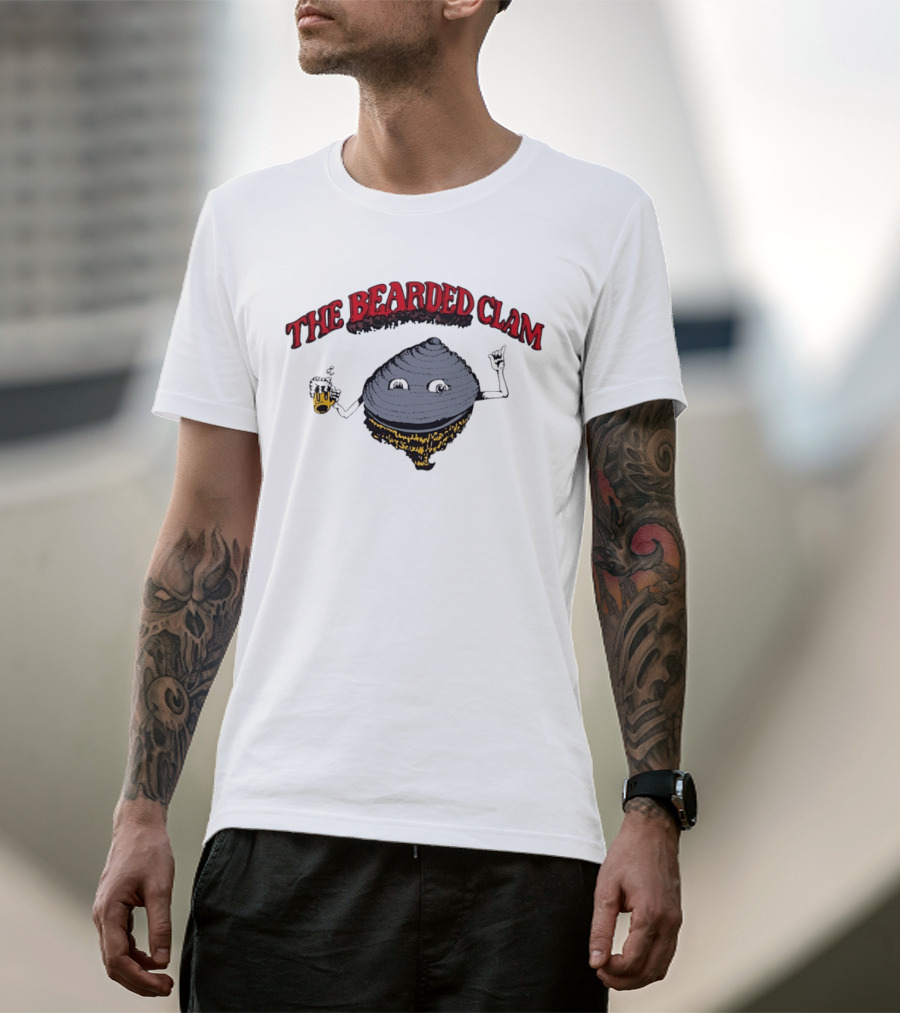 The Bearded Clam Cartoon Drinking Beer T-Shirt