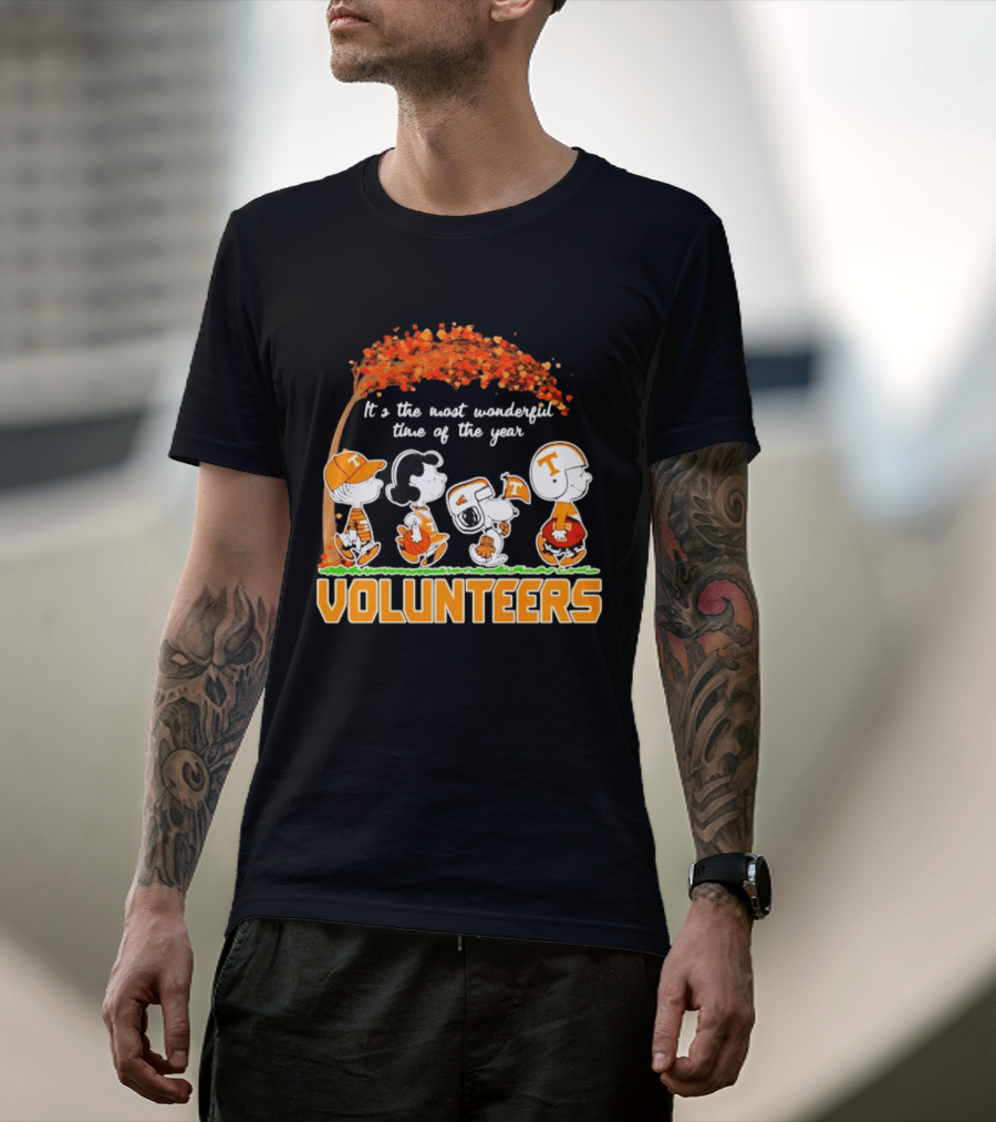 Peanuts Characters Tennessee Volunteers It's The Most Wonderful Time Of The Year T-Shirt