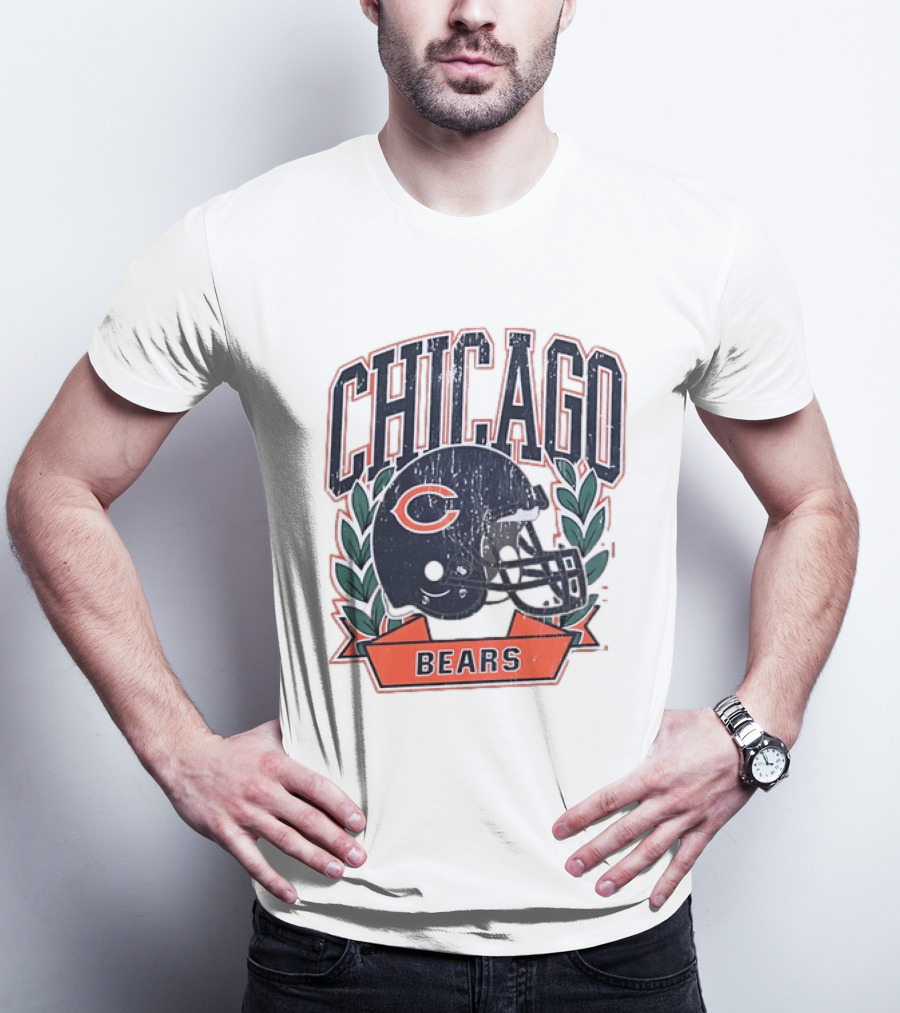 Chicago Bears Distressed Football Helmet T-Shirt
