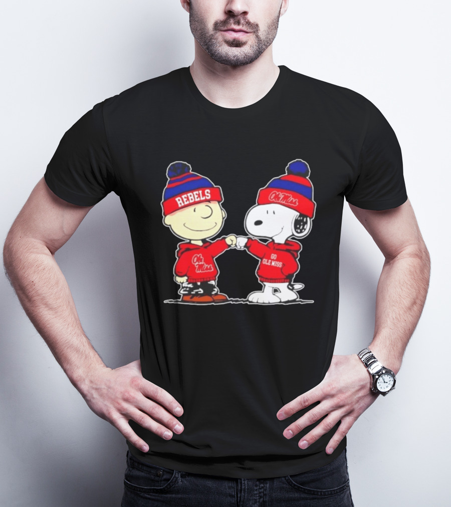 Ole Miss Rebels Snoopy Charlie Brown Fist Bump Go Ole Miss T-Shirt