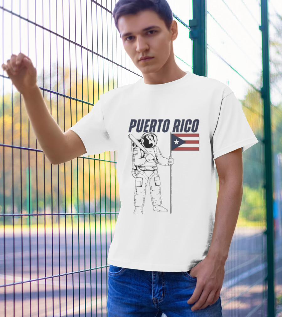 PUERTO RICO Astronaut Holding Baseball Bat Puerto Rican Flag T-Shirt