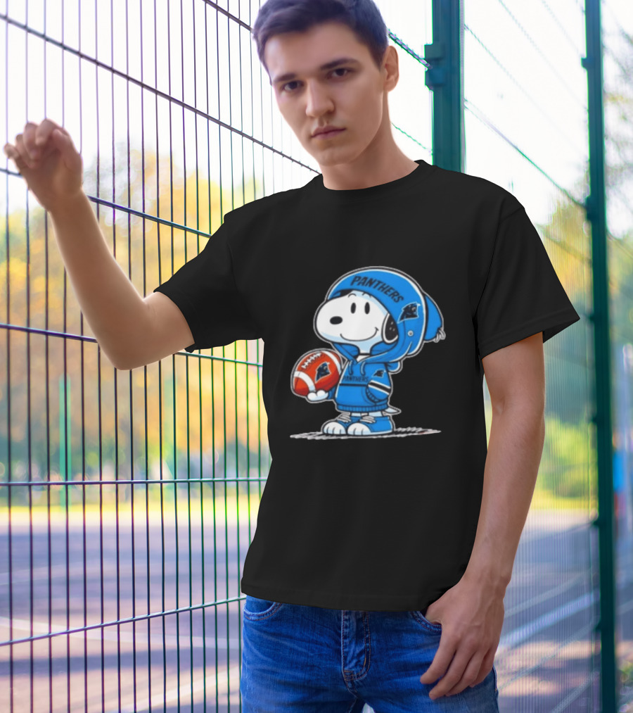 Snoopy Carolina Panthers Fan Holding Football Peanuts T-Shirt