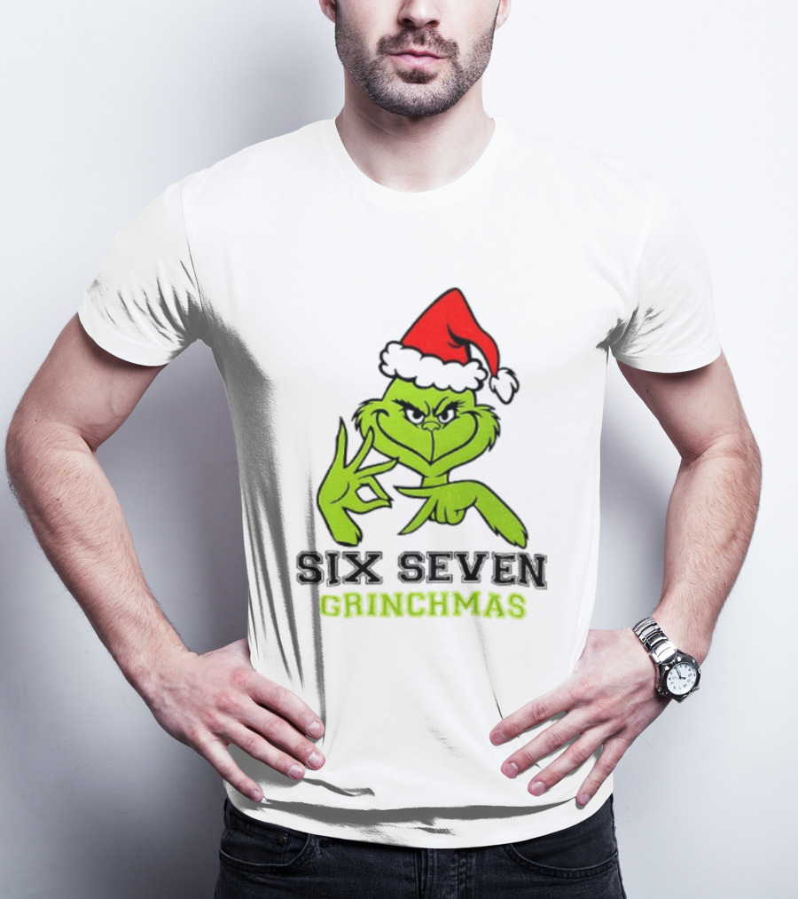 Grinch Santa Hat Six Seven Grinchmas Christmas 2025 Festive T-Shirt