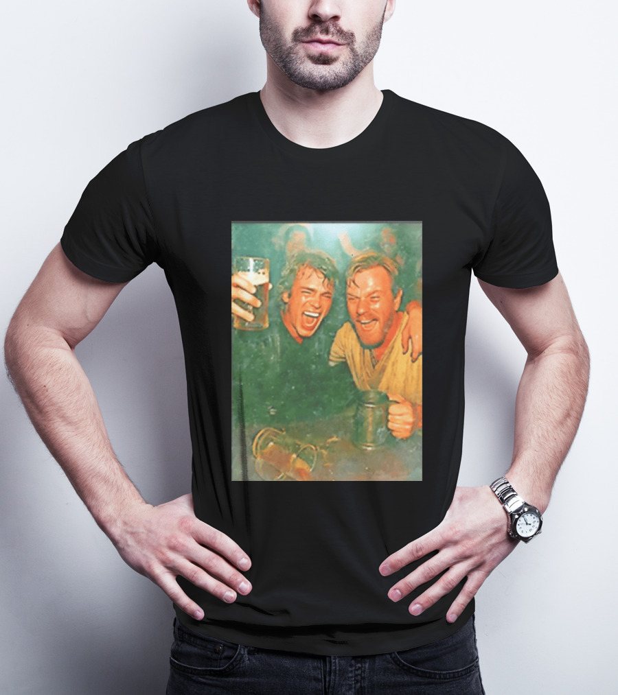 Original Anakin Skywalker And Obi Wan Kenobi Celebrate With Beer Cheers T-Shirt