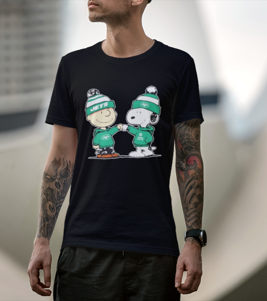 Original Peanuts Charlie Brown Snoopy New York Jets Fist Bump Go Jets Football T-Shirt