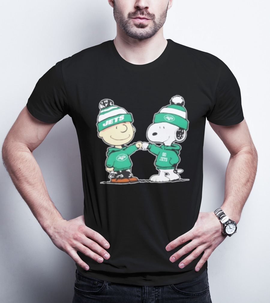 Original Peanuts Charlie Brown Snoopy New York Jets Fist Bump Go Jets Football T-Shirt