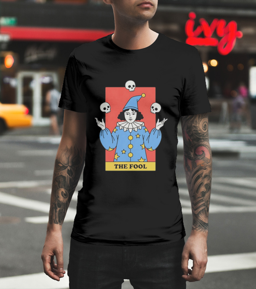 The Fool Tarot Card Jester Juggling Skulls Occult T-Shirt
