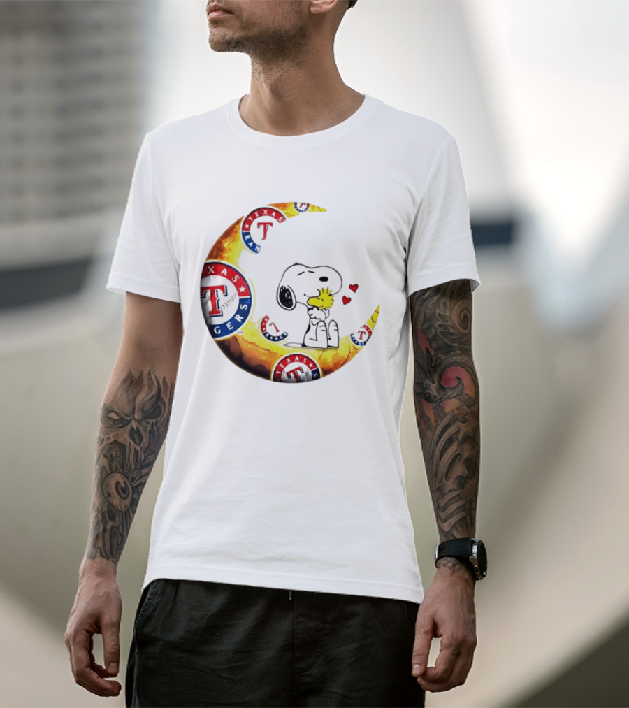Snoopy Woodstock Texas Rangers Moon Baseball Fan Celebration T-Shirt