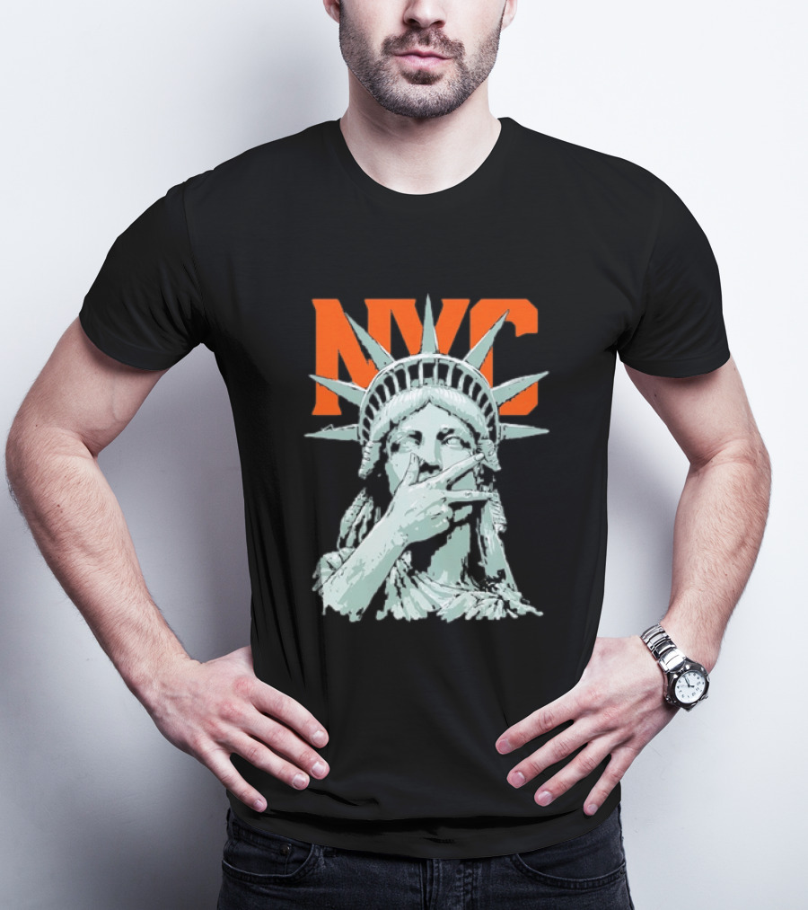 NYC Statue Of Liberty Peace Gesture Iconic Liberty T-Shirt