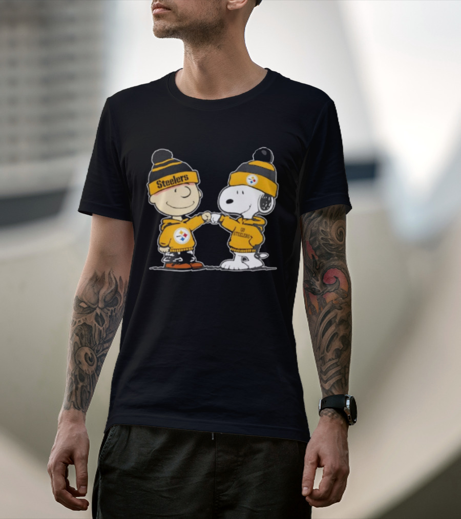 Charlie Brown Snoopy Steelers Best Friends Team Spirit T-Shirt