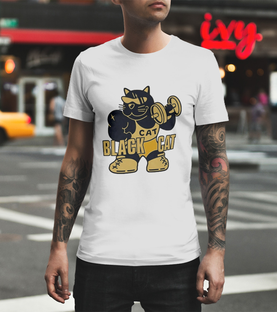 BLACK CAT Lifting Weights Cat Fitness Gym Powerlifting T-Shirt