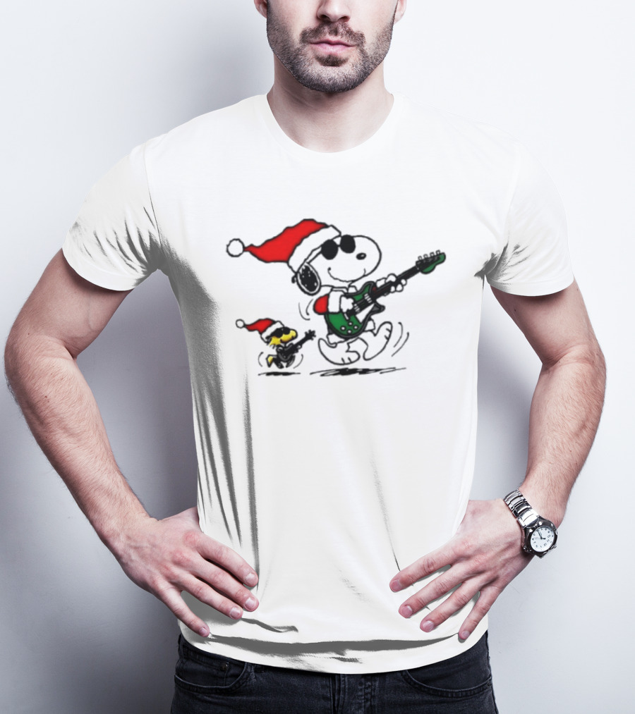 Snoopy Christmas Rocking Guitar Santa Hat Woodstock Peanuts T-Shirt