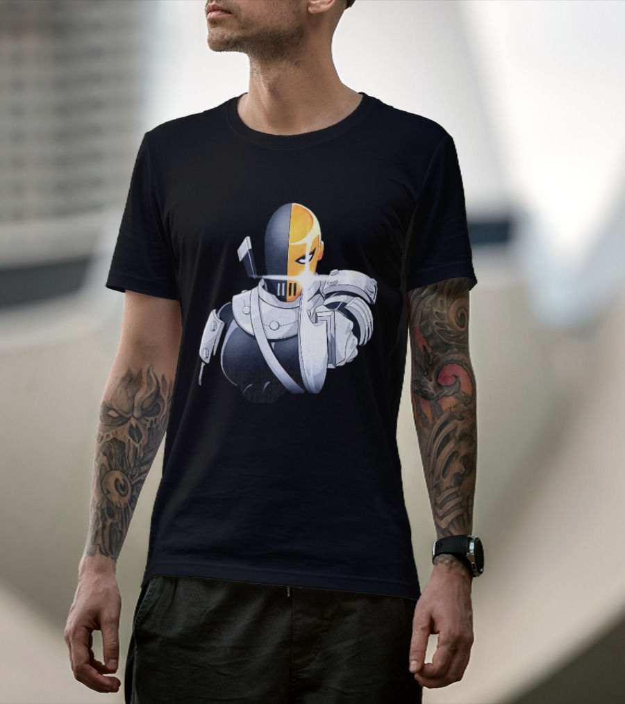 Deathstroke DC Comics Armor Sword Wielding T-Shirt