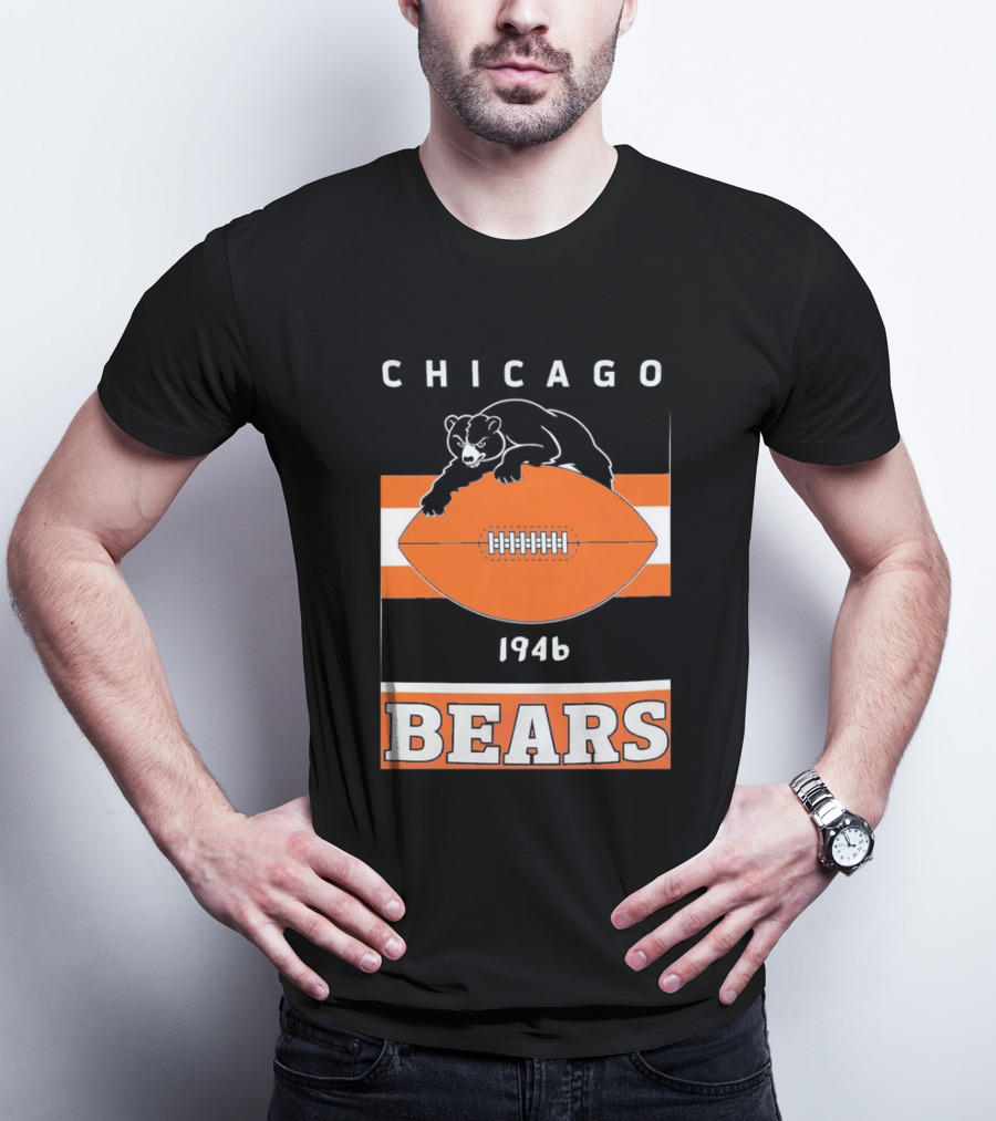 Chicago Bears 1946 Football Vintage Team History T-Shirt
