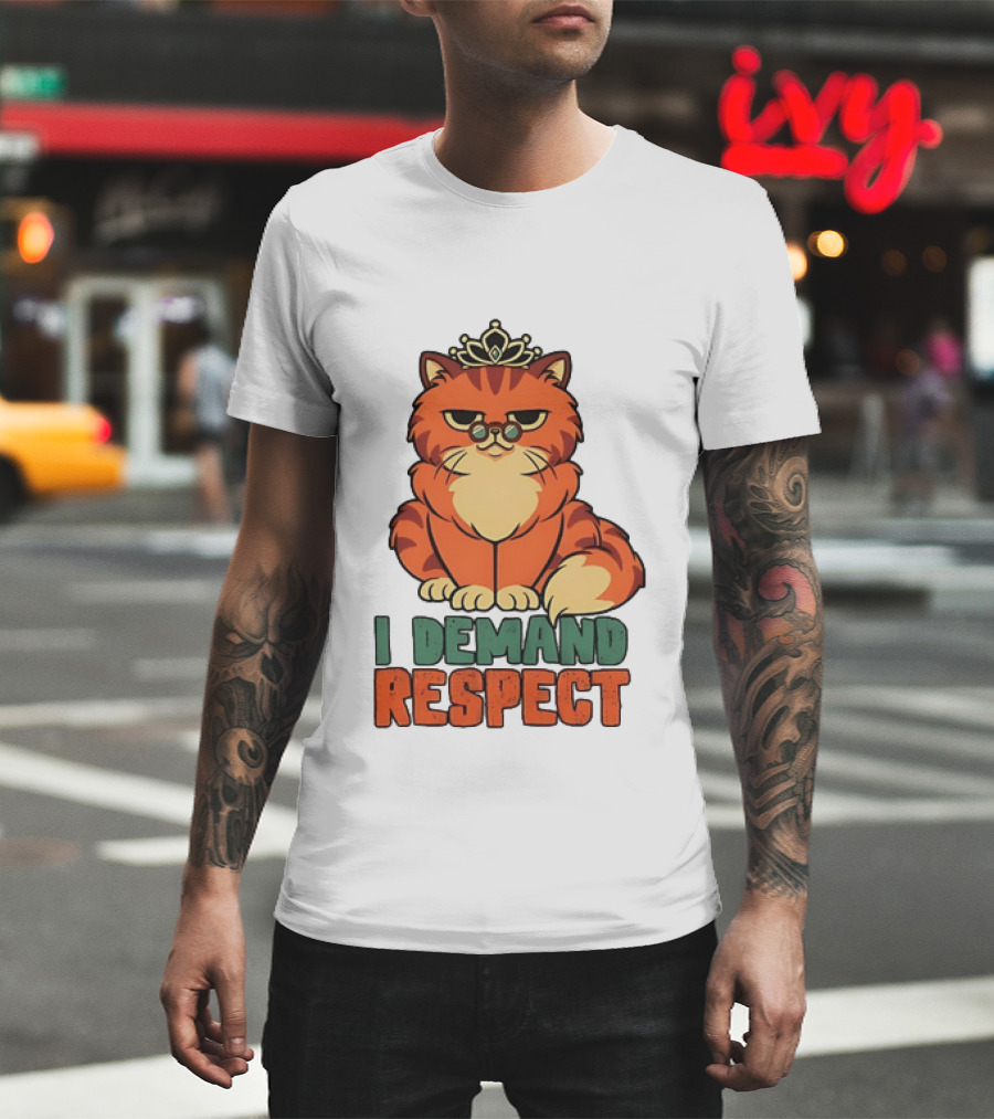 Cat With Crown I Demand Respect Pet Lover Distressed T-Shirt