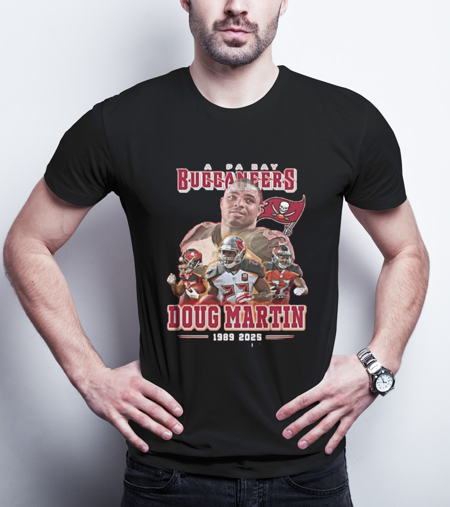 Tampa Bay Buccaneers Doug Martin 1989 2025 Thank You For The Memories Long Sleeve T-Shirt